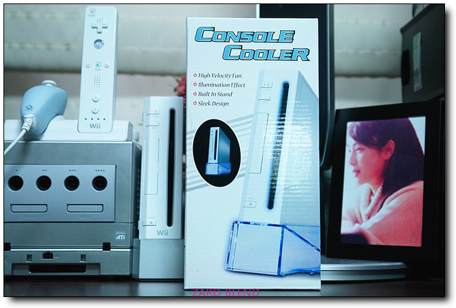 OH! IT'S COOL! Wii STAND : 쿨 블루 라이트 쿨링스탠드 | 오픈 케이스 갤러리